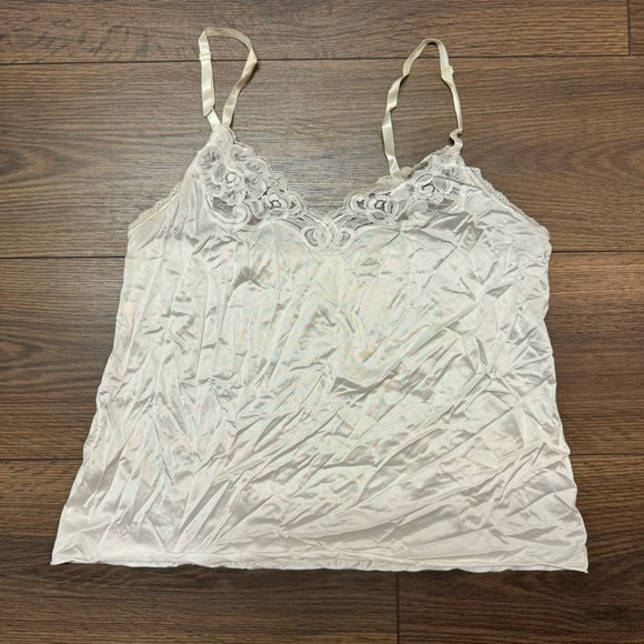Vanity Fair | Intimates & Sleepwear | Vintage White Vanity Fair Nylon ...